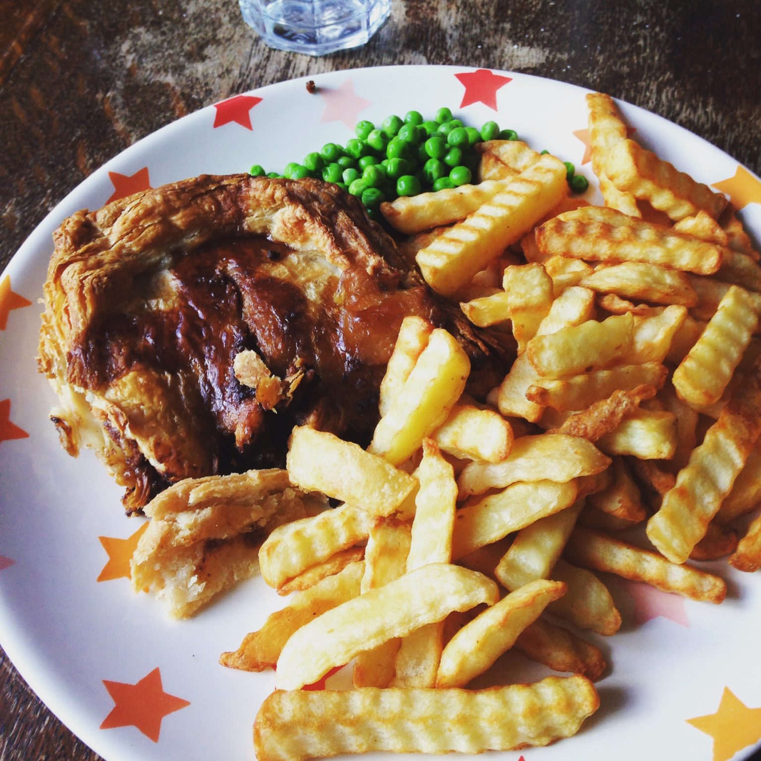 Vegan Pie Recipes to Stay Cosy This Winter | Veganuary