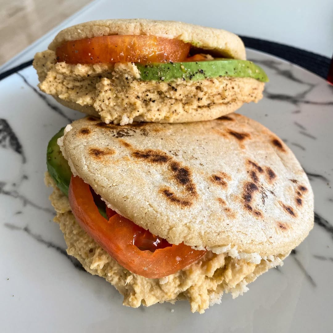 Arepa rellena - Veganuary
